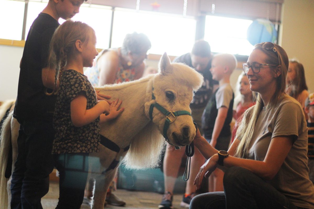 Heartland Mini Hoofs visit Taylorville Public Library – The Breeze-Courier