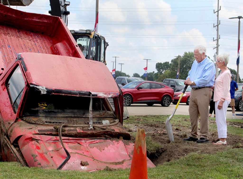 ‘You Can’t Even Grow ‘Em This Cheap’ – The Breeze-Courier