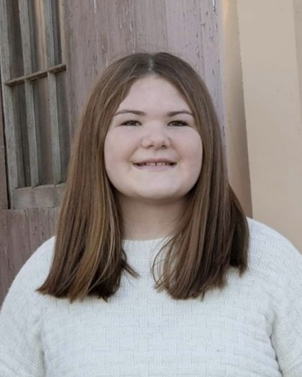 Maecy Sue Richardson – The Breeze-Courier