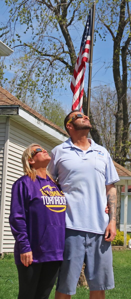PHOTO GALLERY: Locals Across Christian County Enjoys Eclipse – The ...